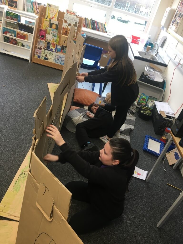 Castle Building at Foljambe - Foljambe Primary School